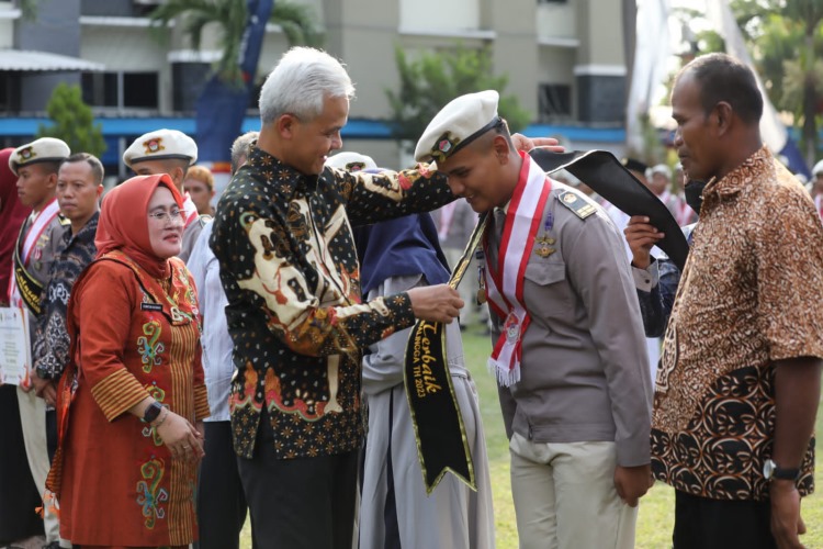 Ganjar Yakini Program ‘SMK Gratis Lulus Langsung Kerja’, Bakal Entaskan ...
