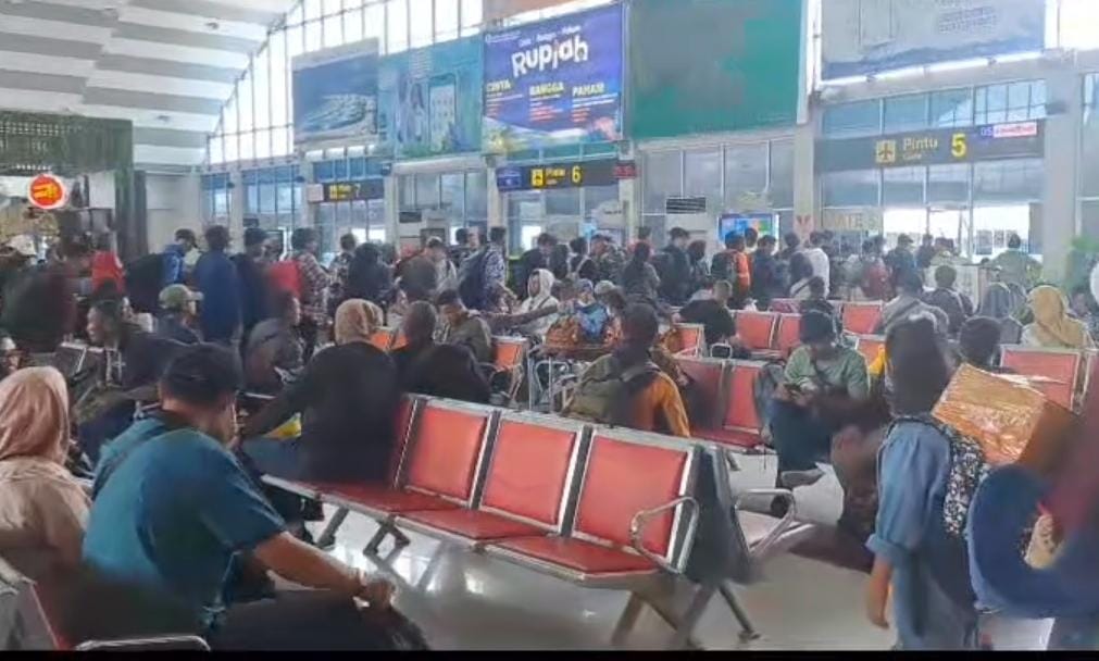 Arus Balik di Bandara Sentani Papua, Lima Hari berkisar 19.371 ...
